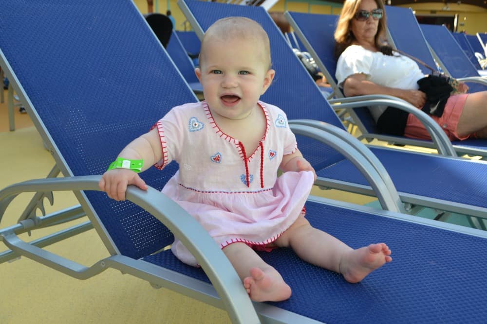 Safe summer fun: Sunuva kids beachwear review - Tin Box Traveller