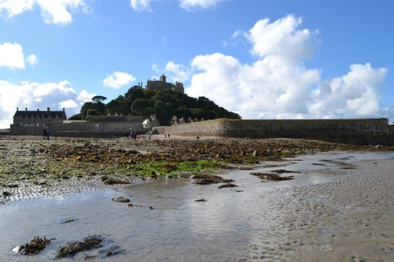 Unmissable places of Cornish myths and legends to visit with kids