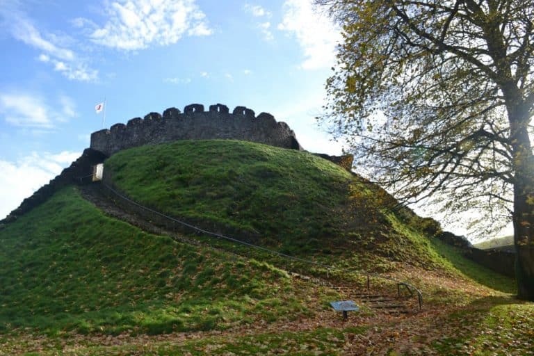 10 must see castles in Devon and Cornwall - Tin Box Traveller